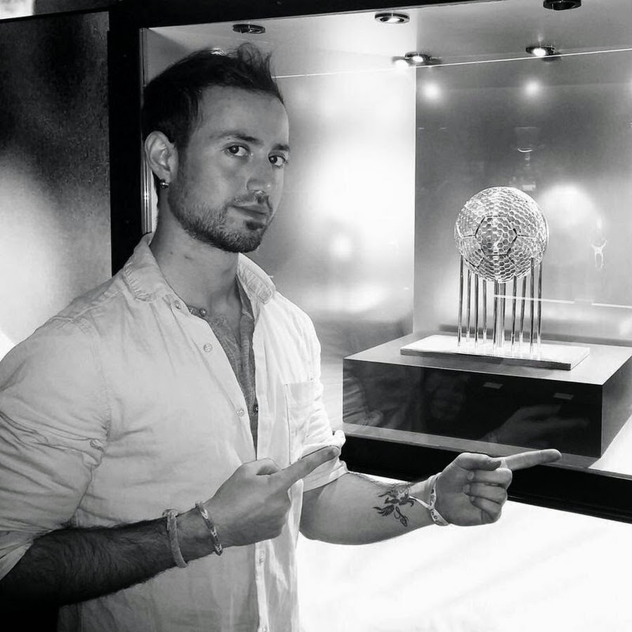 AMLnZu9YCs8hEb2tfUhHIx1ZHEttAykNfe05CqKpkj7m=s900-c-k-c0x00ffffff-no-rj