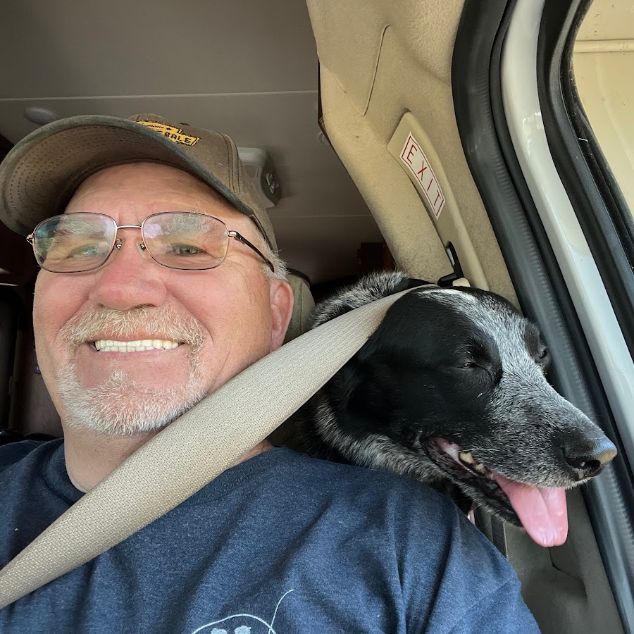 AMLnZu9ZkaCCbANayy2WIoLTJVbhRonN4i4rrE5GIlbREuE=s900-c-k-c0x00ffffff-no-rj