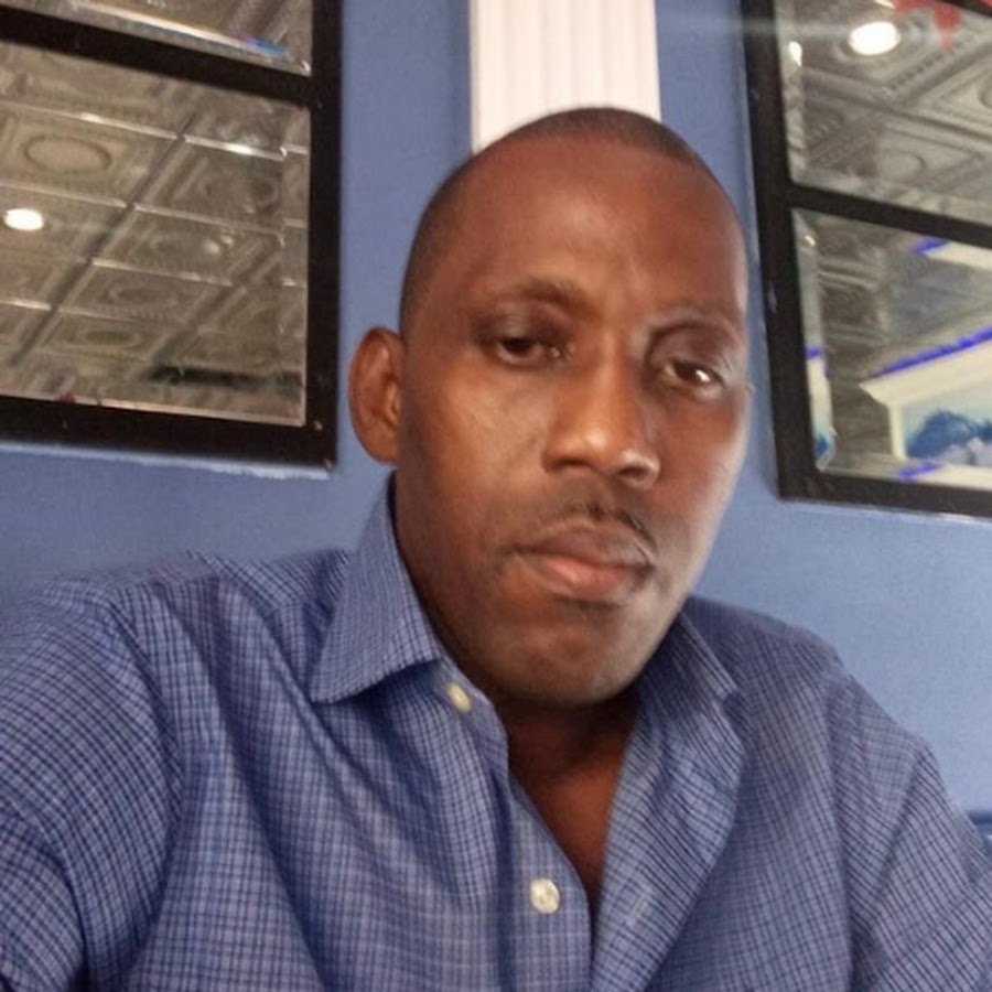 AMLnZu9_OO06bg_36tpzwkvUkg_PaalCX9IQ6Og4spOpfg=s900-c-k-c0x00ffffff-no-rj