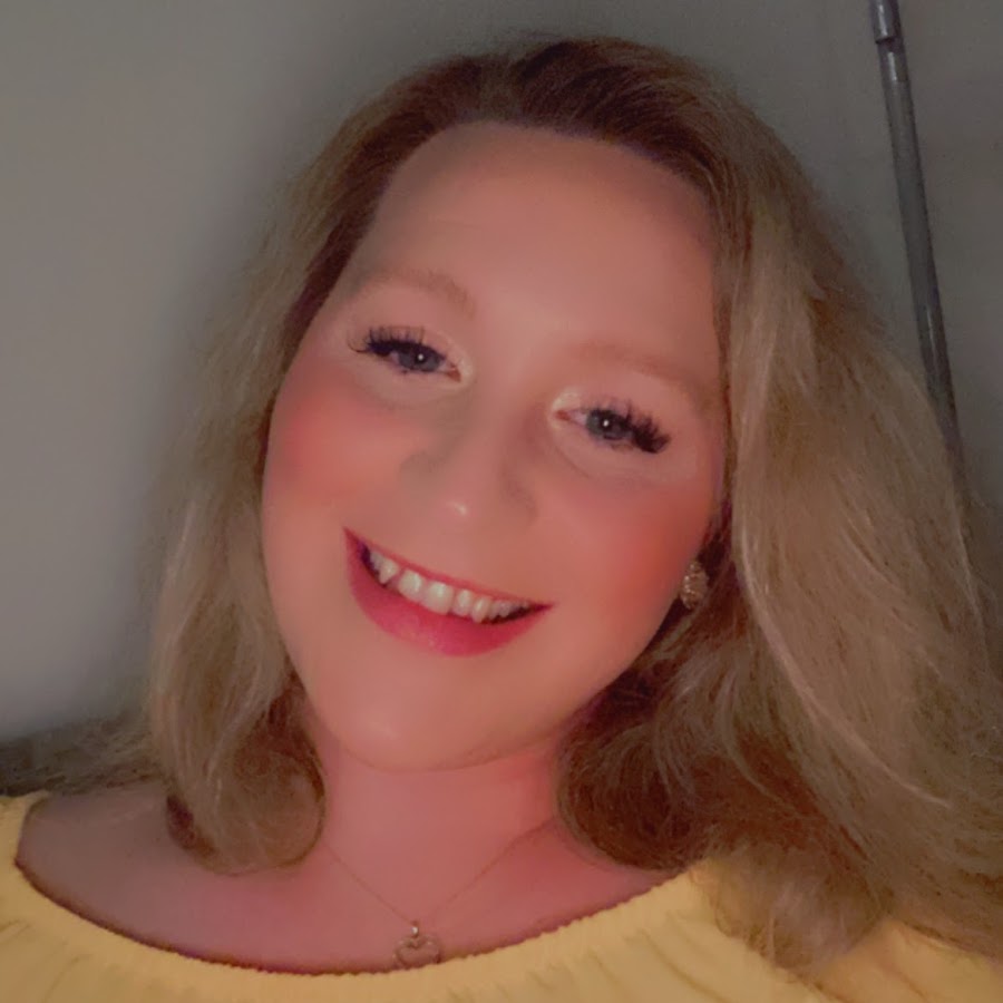 AMLnZu9aCqAciponB5eWQFZLDSi-nGXOQm9v-zAxotwM7w=s900-c-k-c0x00ffffff-no-rj