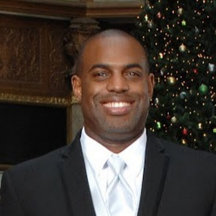 AMLnZu9bcD7qnrerrI2n5gZ-AD6V-4p3cg4xgOHDf3xSDA=s900-c-k-c0x00ffffff-no-rj