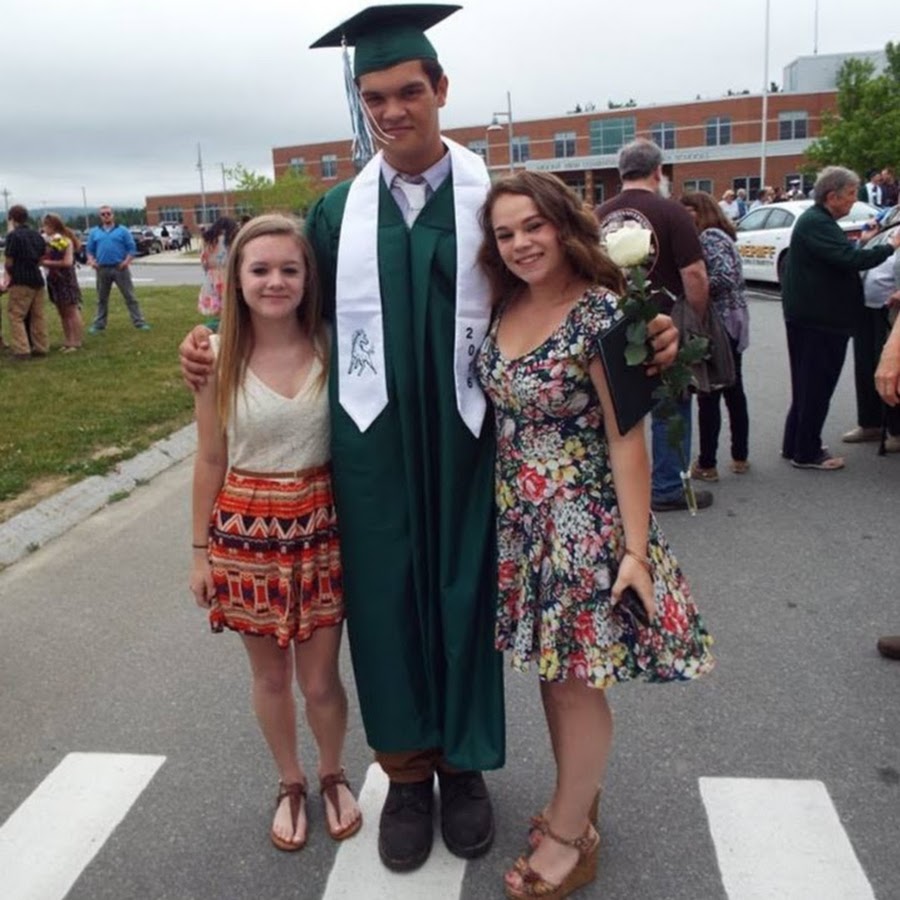 AMLnZu9dhcWD3IhaMKxwV4XUQqwa3Rt-2f0YsRuS79CcQQ=s900-c-k-c0x00ffffff-no-rj