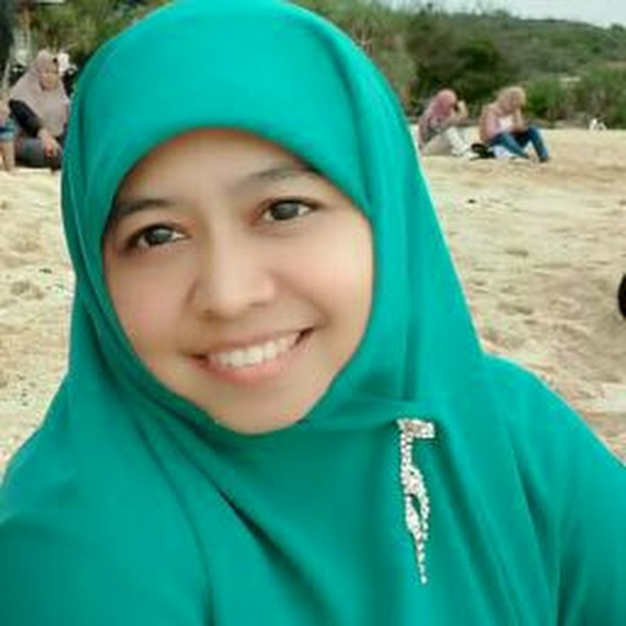 AMLnZu9fe4znuLGtcnsx8_N-P7_fTpb-ntqolaqVpEHTyg=s900-c-k-c0x00ffffff-no-rj