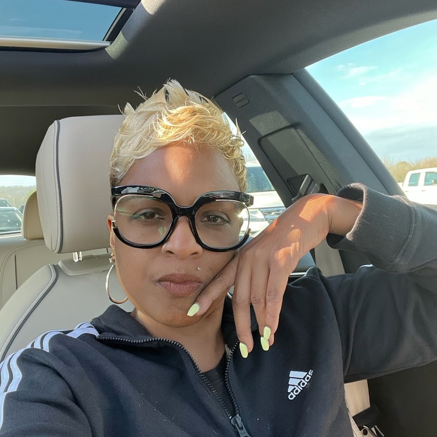 AMLnZu9fn5Z-7dZhNYn-pvYDqCG8o_3IMkr6GPVHR6Xwbw=s900-c-k-c0x00ffffff-no-rj