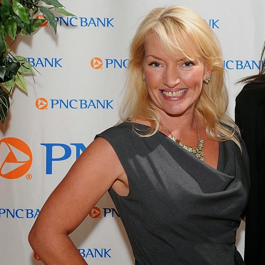 AMLnZu9m-0-EStk7ZdLJyVw_Owq8i4C37tbDE_9QzO8zzw=s900-c-k-c0x00ffffff-no-rj