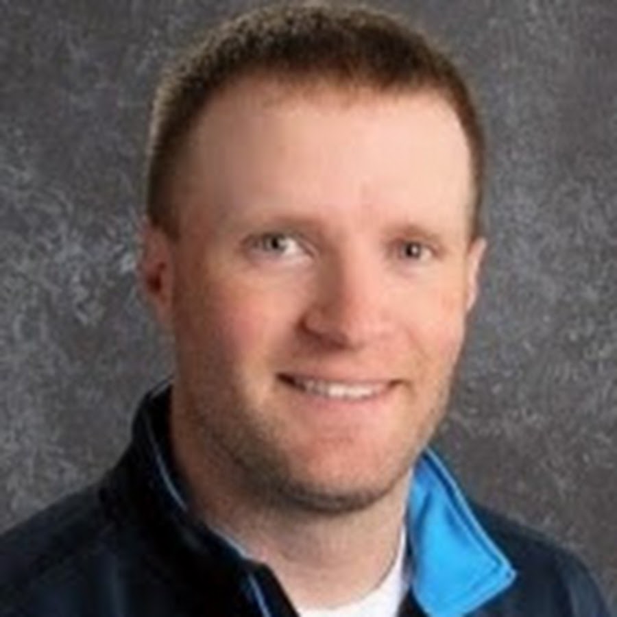 AMLnZu9nt70dNNQLjlG81O-EdW9-ban5ZD7PWKJCMH71=s900-c-k-c0x00ffffff-no-rj