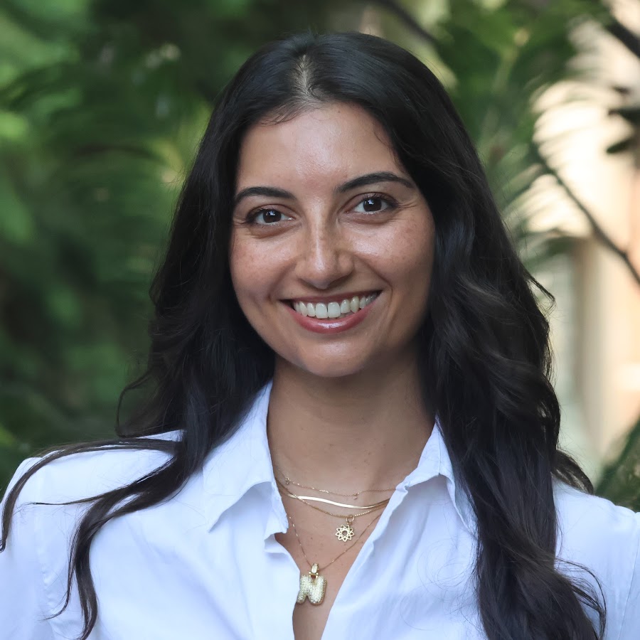 AMLnZu9ozVsLH_JbY7YKcalq9MPSyHiG3JuozjHpLDZaWw=s900-c-k-c0x00ffffff-no-rj