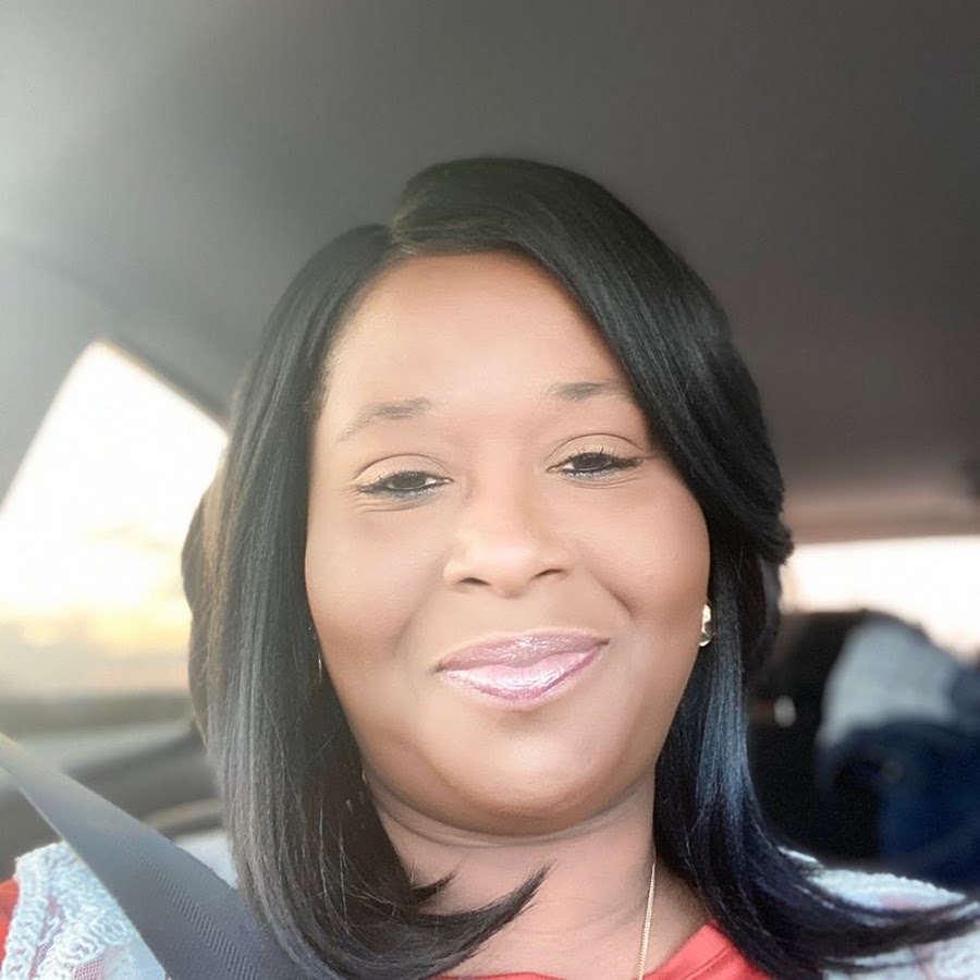 AMLnZu9prFbB7busbEWlqZS03PoQ9hQbIO3_-biUOj9VfQ=s900-c-k-c0x00ffffff-no-rj