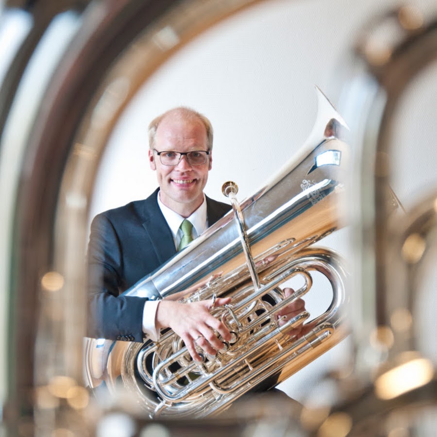 AMLnZu9qhjOqx8gDdKSKbjCGRsFh3i5VaVaUVMmKMvDZ=s900-c-k-c0x00ffffff-no-rj