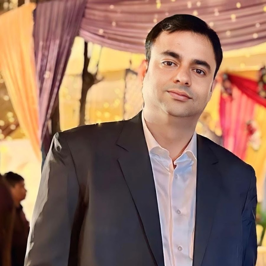 AMLnZu9qy_zVyz_I_D47WboV1jxV9WKtPD-SF31yFMOXCQ=s900-c-k-c0x00ffffff-no-rj