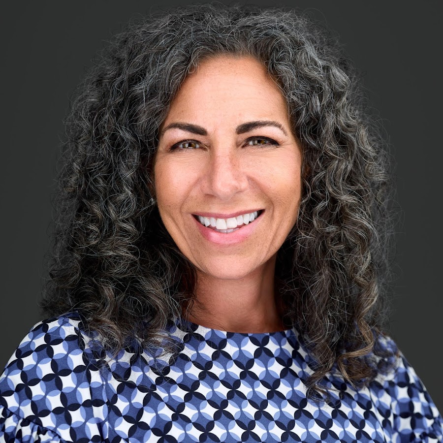 AMLnZu9qyrxudj55XA9jBmVYEA1YExRAYiLXUVN9vT5D5V8=s900-c-k-c0x00ffffff-no-rj