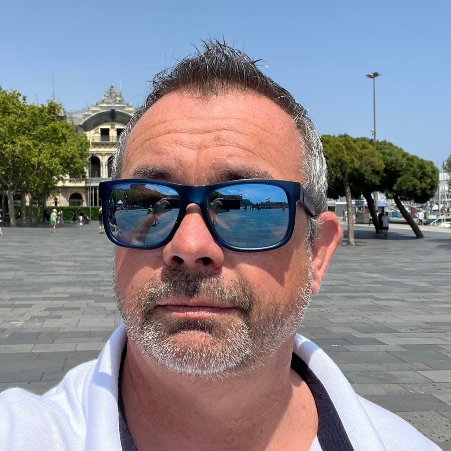 AMLnZu9sV8J3H7KWUMVtXd5QmUQ2e-Q8y-f82HpFHPqT=s900-c-k-c0x00ffffff-no-rj