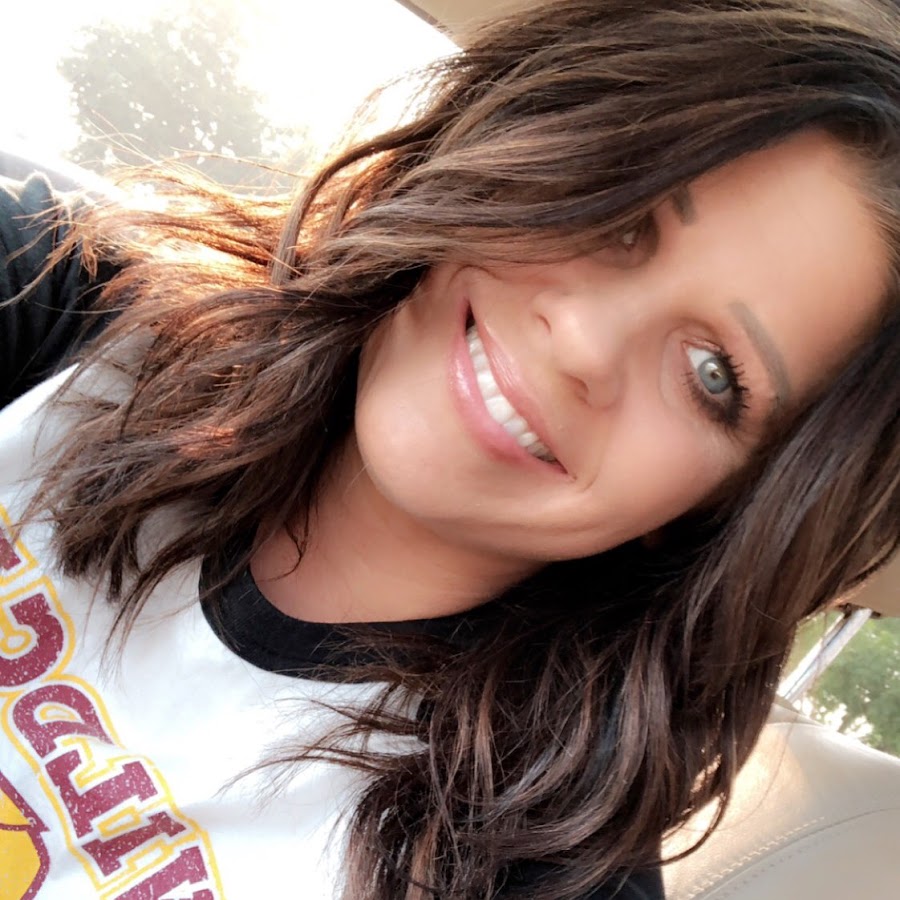 AMLnZu9v5S8iE7Z7eHfaL5UEQqs9fx26d3njBaeC2n6tFA=s900-c-k-c0x00ffffff-no-rj