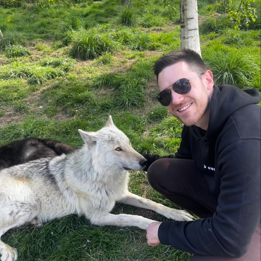 AMLnZu9zdX0jzlFST--98nRVMZLmaZK6BsfKScVCssDowA=s900-c-k-c0x00ffffff-no-rj