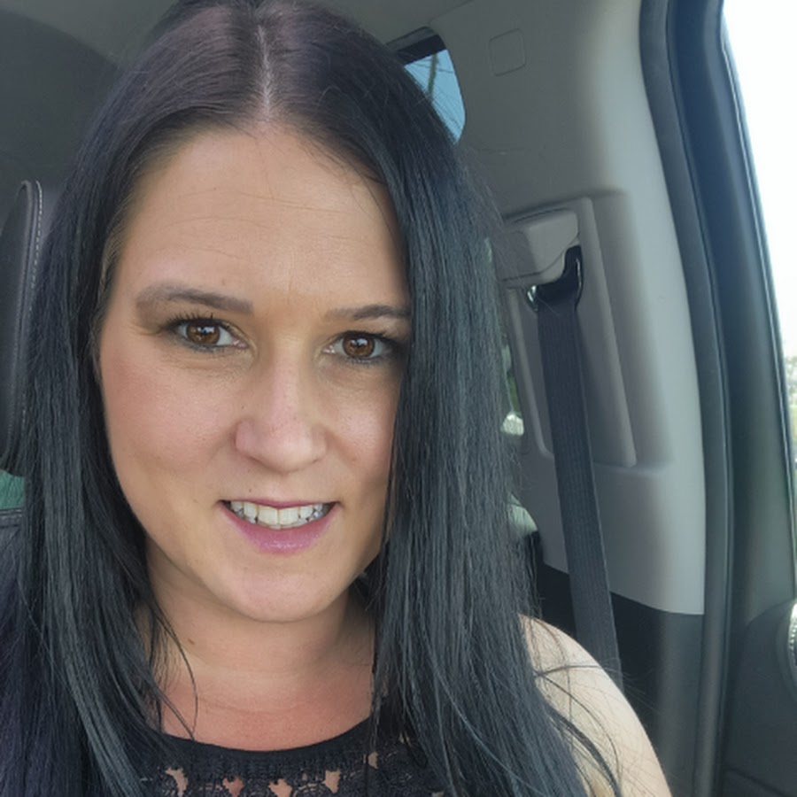 AMLnZu9znapx7LgW5cCTV3PCR_dlowLeUn8eGQwbyi5_jho=s900-c-k-c0x00ffffff-no-rj