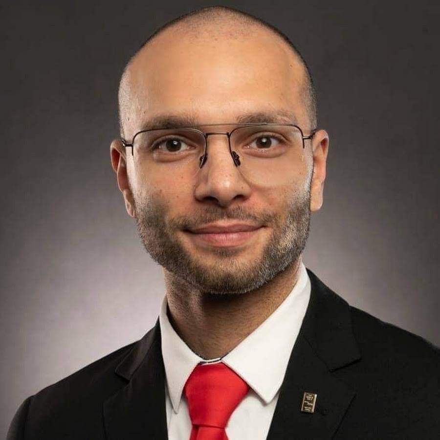 AMLnZu_-eYhyk3QS42x3KV3dfXDMCkXwF5hipi291Xi8aw=s900-c-k-c0x00ffffff-no-rj