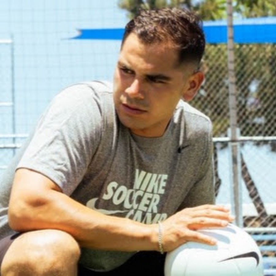 AMLnZu_1lNCc9Y2DglRNQOFtqR6zKs_bhAv-dVfNg2dd=s900-c-k-c0x00ffffff-no-rj