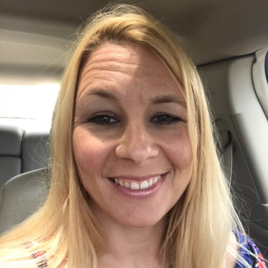 AMLnZu_4LvIqI_eTMLXeD4u8RbG0YrzxLD5KBfs9tRooCw=s900-c-k-c0x00ffffff-no-rj