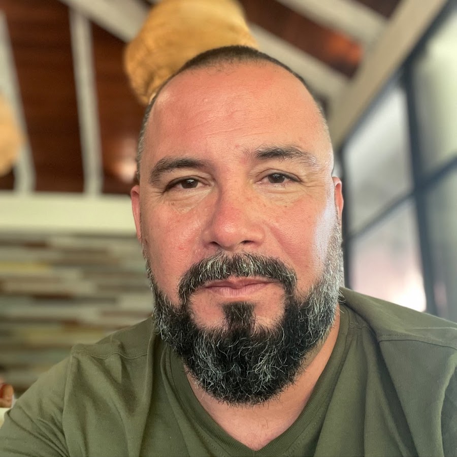 AMLnZu_5B_3BnzsEsmYlIDuyszLqLMhM1L0_AcoDpy8hvFY=s900-c-k-c0x00ffffff-no-rj