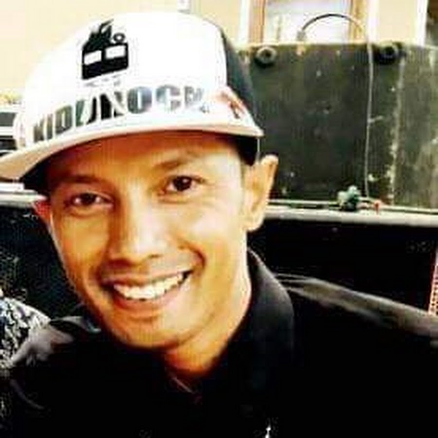 AMLnZu_8mXp3KXeVtIwUrfJHzI2F3f6HqYrdRK6jFBe8EA=s900-c-k-c0x00ffffff-no-rj