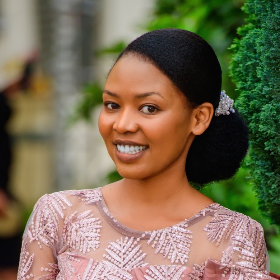 AMLnZu_AufplD8XoBqa8c6Y6psSYjjTuonxI0KjD1iH4=s900-c-k-c0x00ffffff-no-rj