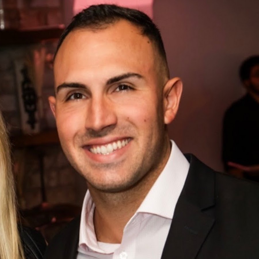 AMLnZu_BcuXDhfnsHHEV6XCV-pTZCivYIfWfUAlfA2V3sg=s900-c-k-c0x00ffffff-no-rj