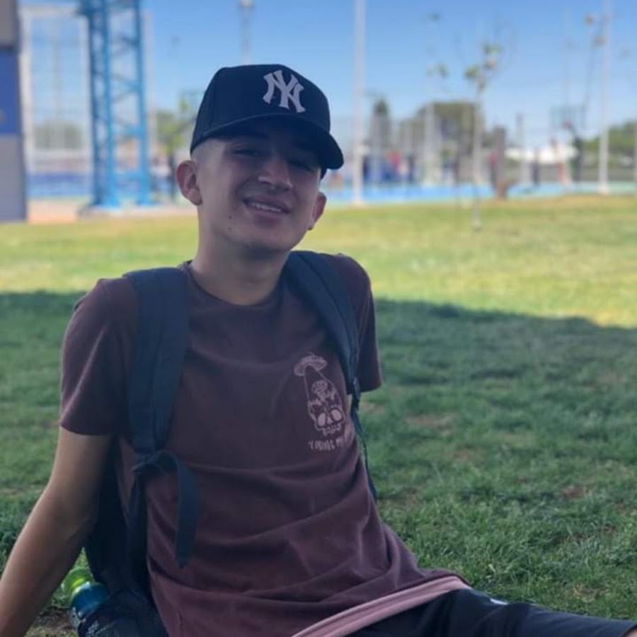 AMLnZu_DfHMgEKt-pBIPP8UaMAWgpfzEPpcx-3YubHlN=s900-c-k-c0x00ffffff-no-rj