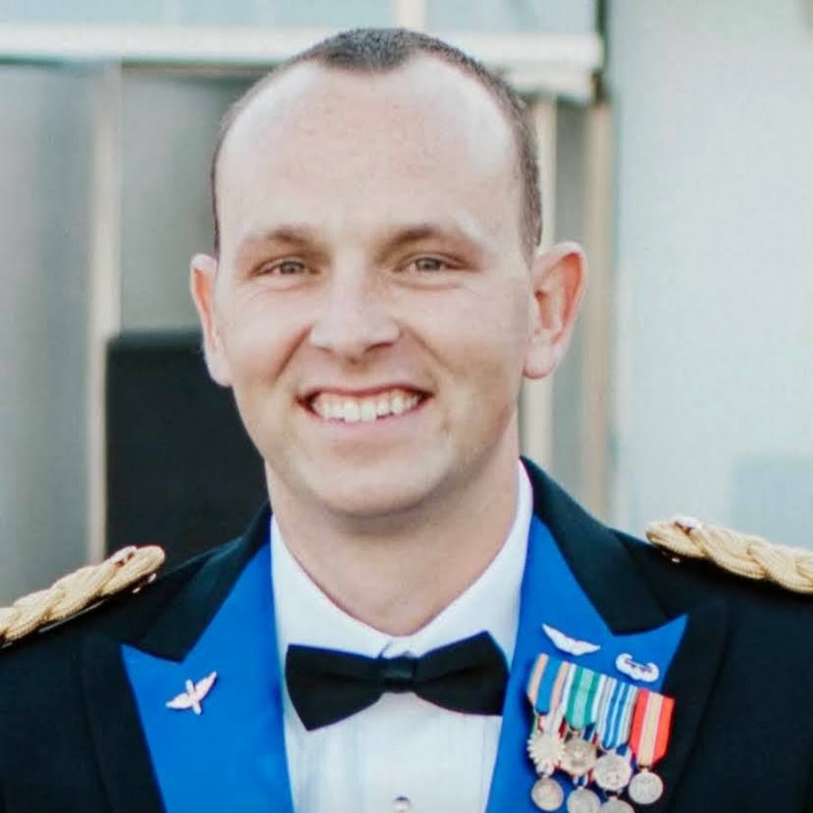 AMLnZu_EjESII5GxFyNIdPTfChndLTQYHtA6pKVCXLB-s9I=s900-c-k-c0x00ffffff-no-rj