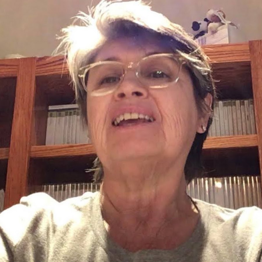 AMLnZu_HNd00XuVrxfhM_tc0pk2Isq1BlGEo5XItgoj9xg=s900-c-k-c0x00ffffff-no-rj