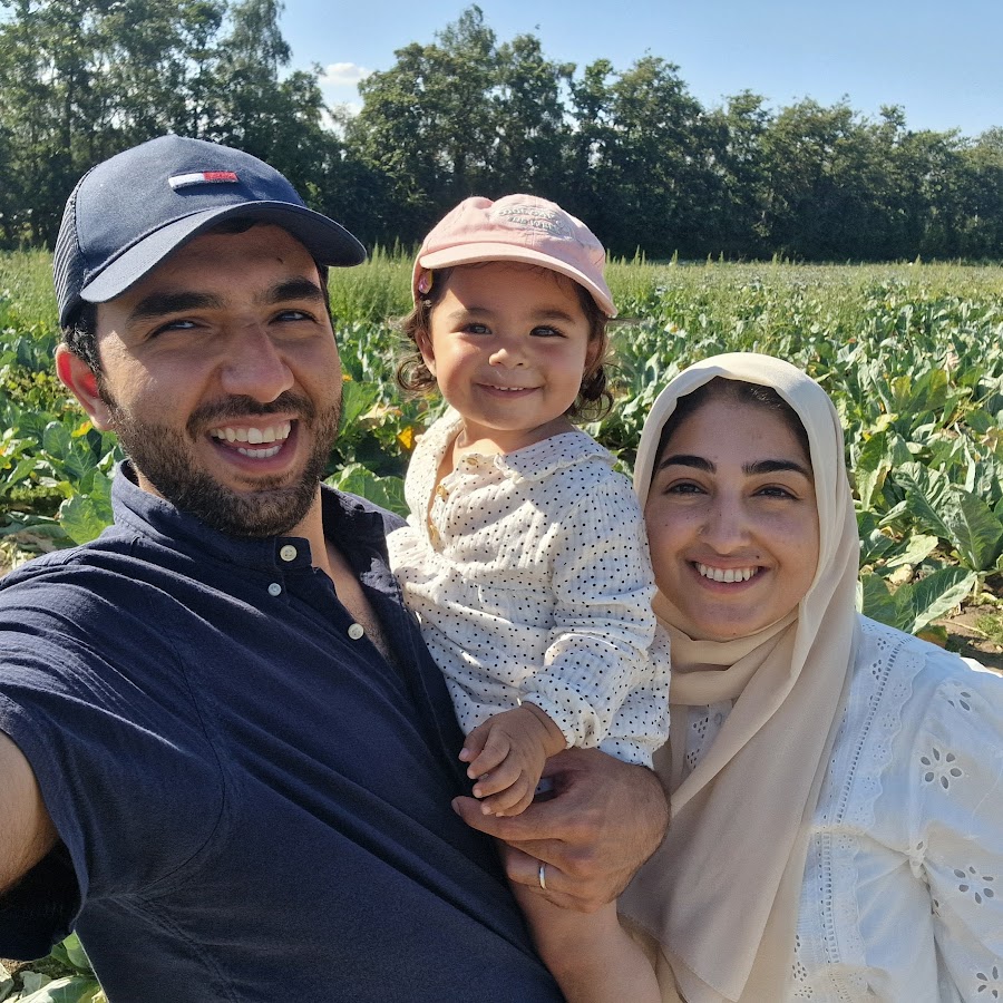 AMLnZu_KnsME49CnsueXMb_Xd2VmEiWFbNczom0WhQvEGg=s900-c-k-c0x00ffffff-no-rj