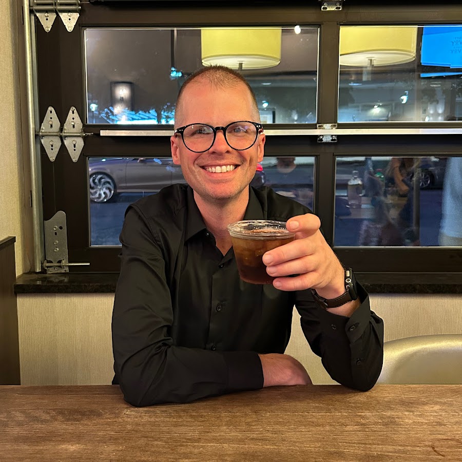 AMLnZu_MQC5U7eUJPrRUp-zQ9TckqDvQAXPA-qwLjYN0Yg=s900-c-k-c0x00ffffff-no-rj