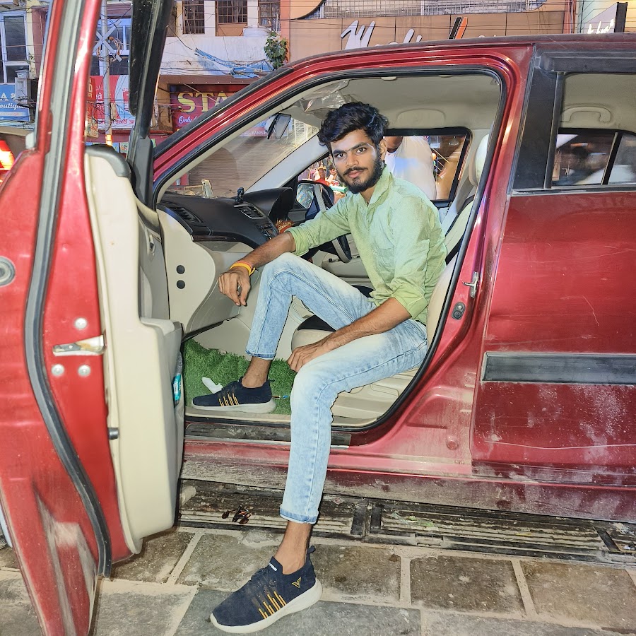 AMLnZu_O-P3_5XzNanbHXkriv0T-2VOfoJNuY8pwow=s900-c-k-c0x00ffffff-no-rj