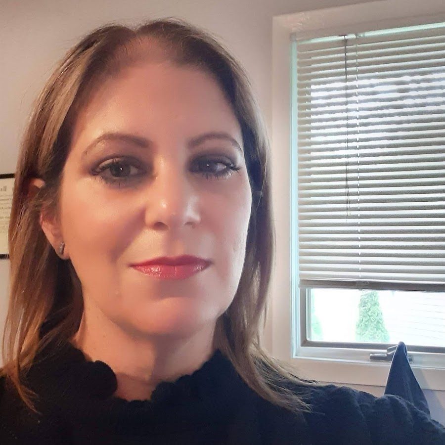 AMLnZu_R_fsJcqM9SyIVb-k4PoKBstI2J0Vk76rrc6kdgb4=s900-c-k-c0x00ffffff-no-rj