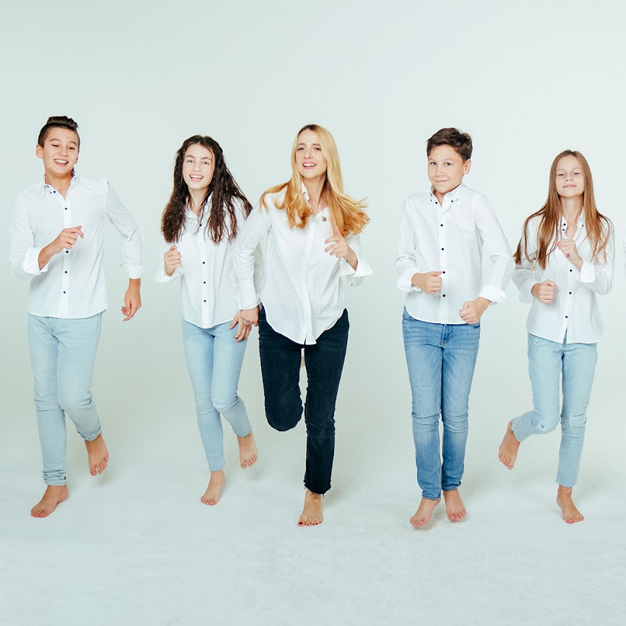 AMLnZu_V8wbo6Z3TTXIor4BczC8f9m_AvJ7Rmdm84F0NBA=s900-c-k-c0x00ffffff-no-rj