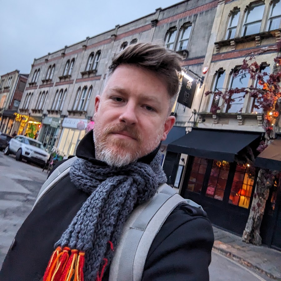 AMLnZu_Va0hRxk6r4m16KrG2sqbyGiY0DIFDoTKvLX1Nb_M=s900-c-k-c0x00ffffff-no-rj