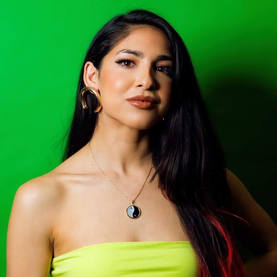 AMLnZu_VdfM_Crek6-jxncAGlGm_olQics00xvSWDaE1ow=s900-c-k-c0x00ffffff-no-rj