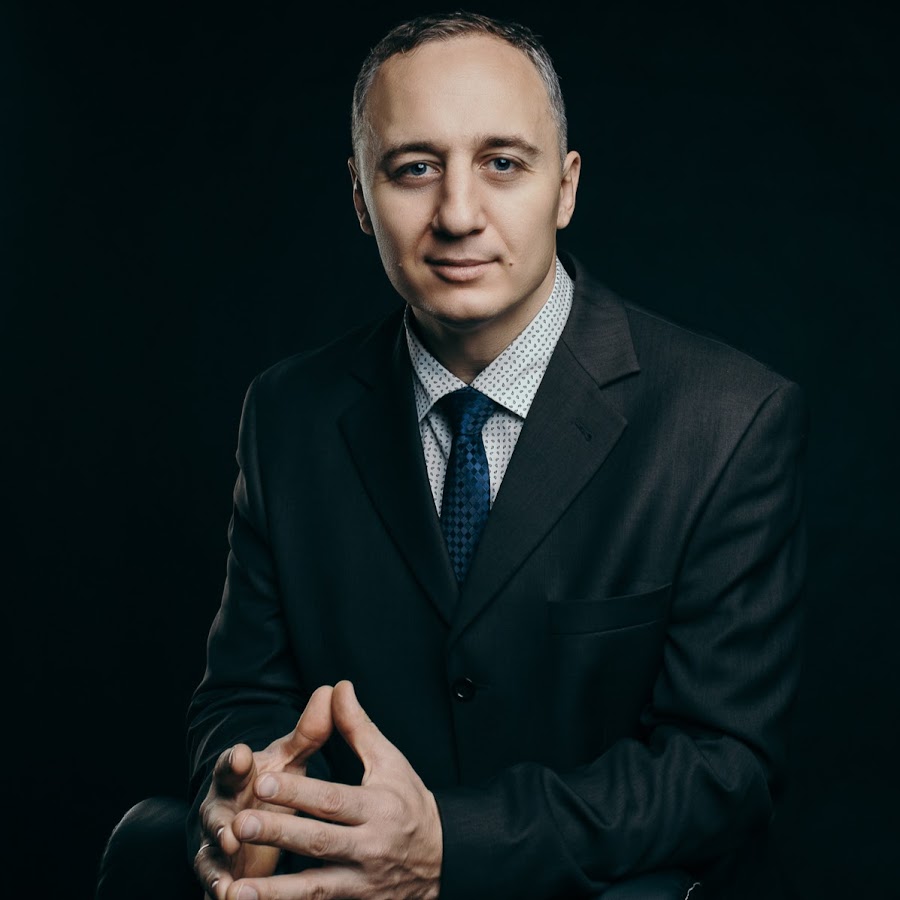 AMLnZu_aj2qPnWH5E9sKKRhuubUwYugNacWXshJ6Q9OSXA=s900-c-k-c0x00ffffff-no-rj