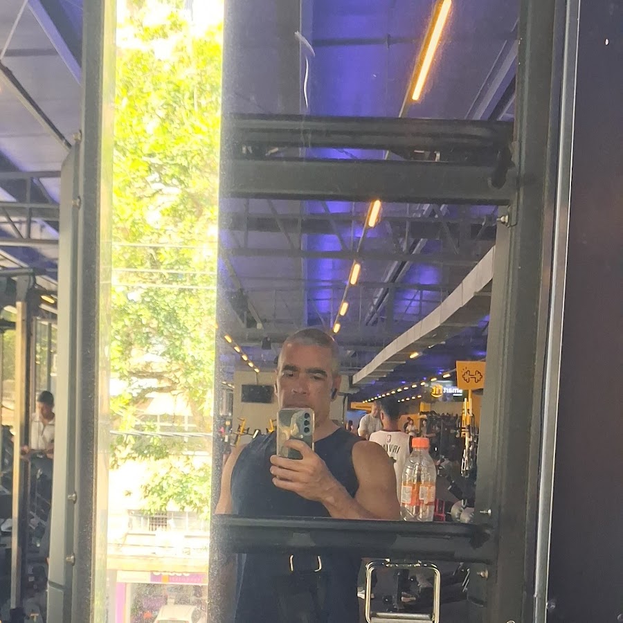 AMLnZu_bcwu2AmsQ4DL5i7Y2RXCXKvnGQmpFOXVv9XlAzGY=s900-c-k-c0x00ffffff-no-rj