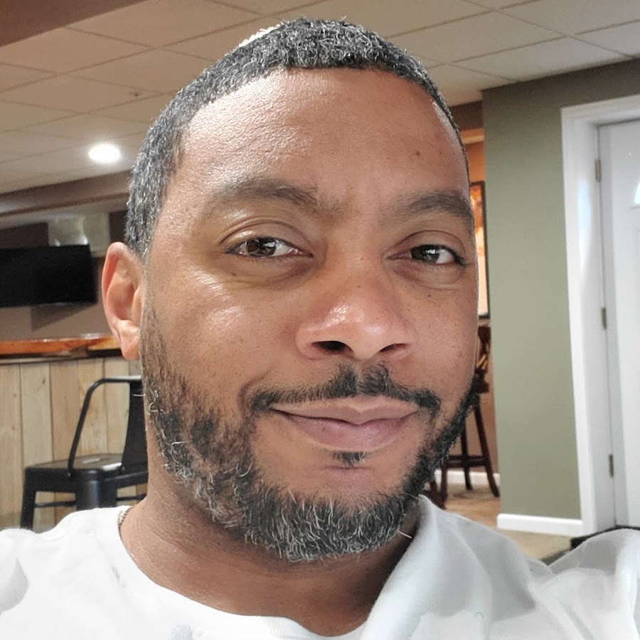 AMLnZu_c_YwSaCRdkk9PDLJ0W_HVK7A_VDD_Fzrb7tpD30E=s900-c-k-c0x00ffffff-no-rj