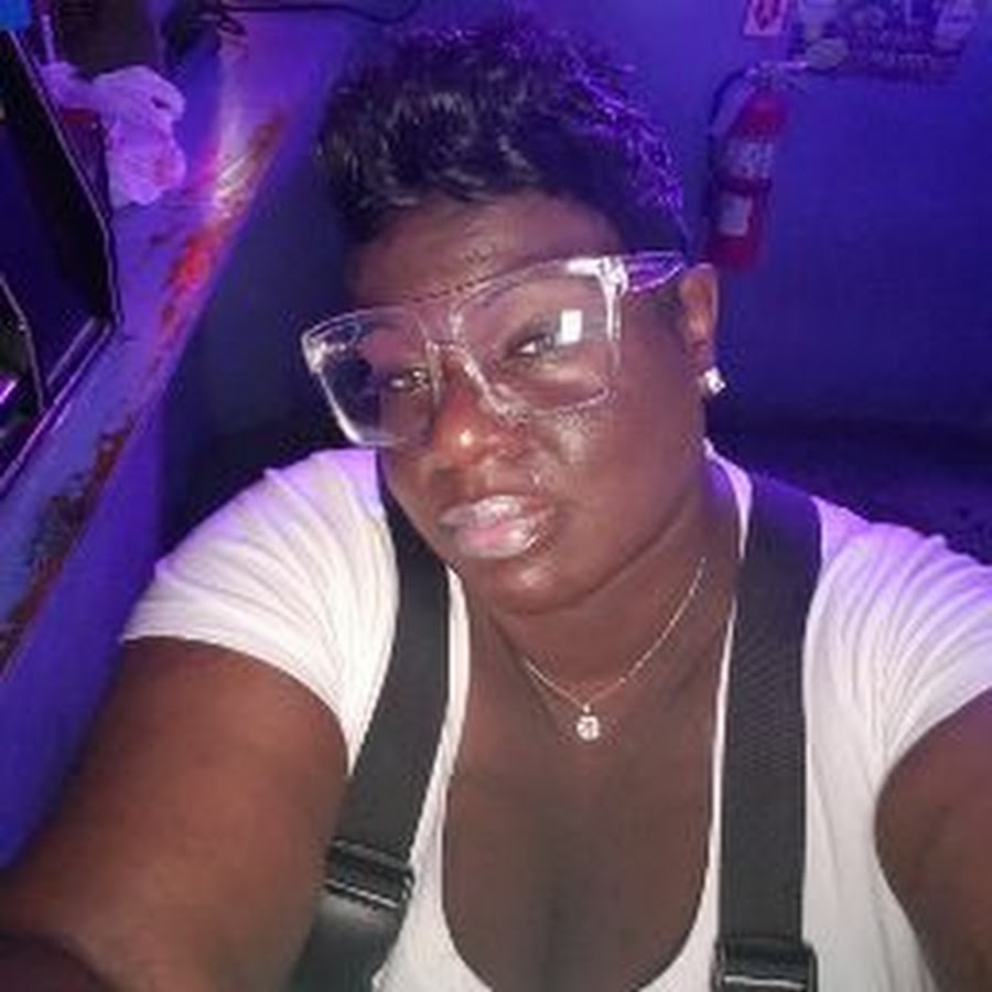 AMLnZu_enP2OelPceU7fgpES0OqtUpgS3ET3jPfOB_zj11Q=s900-c-k-c0x00ffffff-no-rj