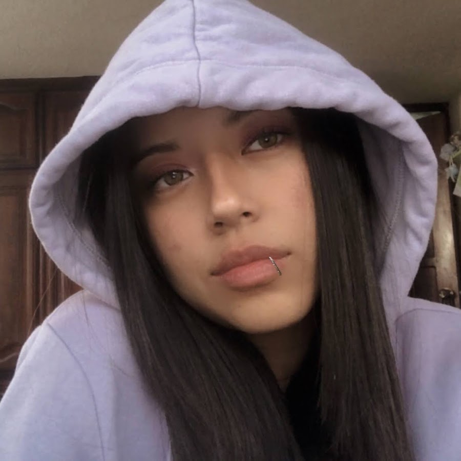 AMLnZu_jF-C_dhnxDQLt4O7ziFIA39Ks6MzK3sP0BLmBzQ=s900-c-k-c0x00ffffff-no-rj