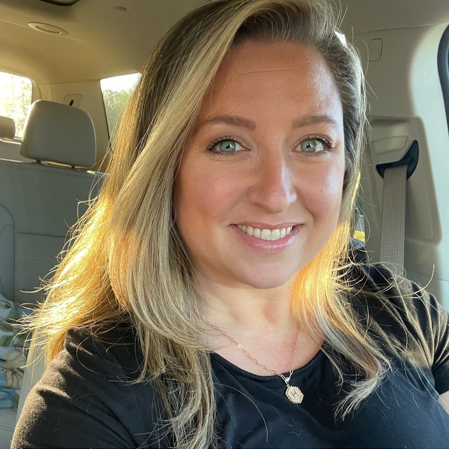 AMLnZu_jvX48_536g_h_9mqSPuxF6T8EFiVl9YUcSaye9OA=s900-c-k-c0x00ffffff-no-rj