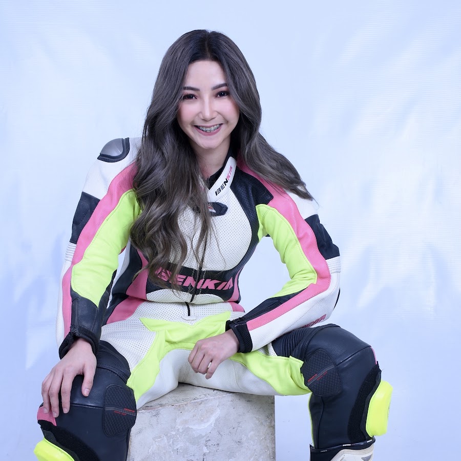 AMLnZu_sl3-sDqeV8clcEL-p9lT-WQNm8RTots1TOvpN=s900-c-k-c0x00ffffff-no-rj