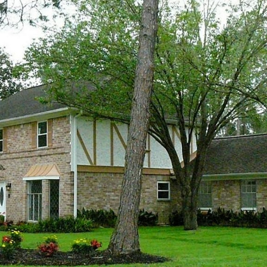 AMLnZu_t3JZ4b7Xp2Qa86-GyKC1nWiaWlSotTT6aFNZ3=s900-c-k-c0x00ffffff-no-rj