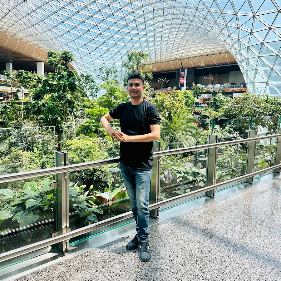 AMLnZu_w59jYaq_OGLL10FNVrMGk5QZR79_9a1qyq-wH4A=s900-c-k-c0x00ffffff-no-rj