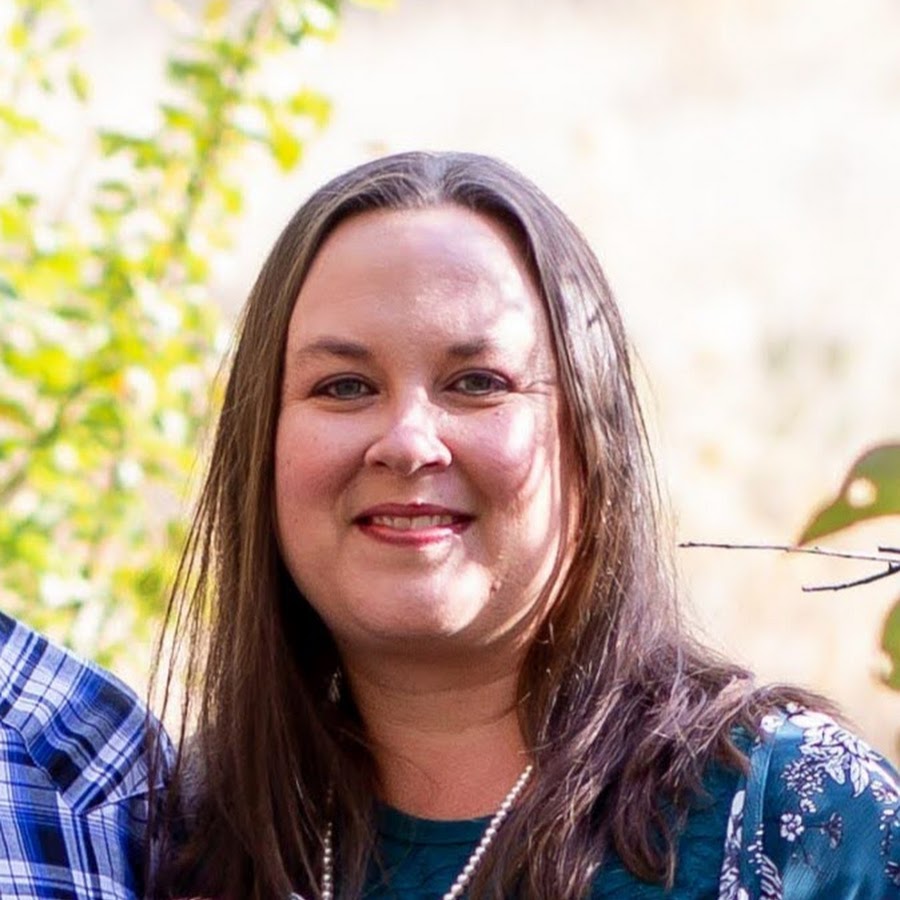 AMLnZu_xrfpiDA90GZa7V1D4C5b-aw_LeDlnHwyHHBcv=s900-c-k-c0x00ffffff-no-rj