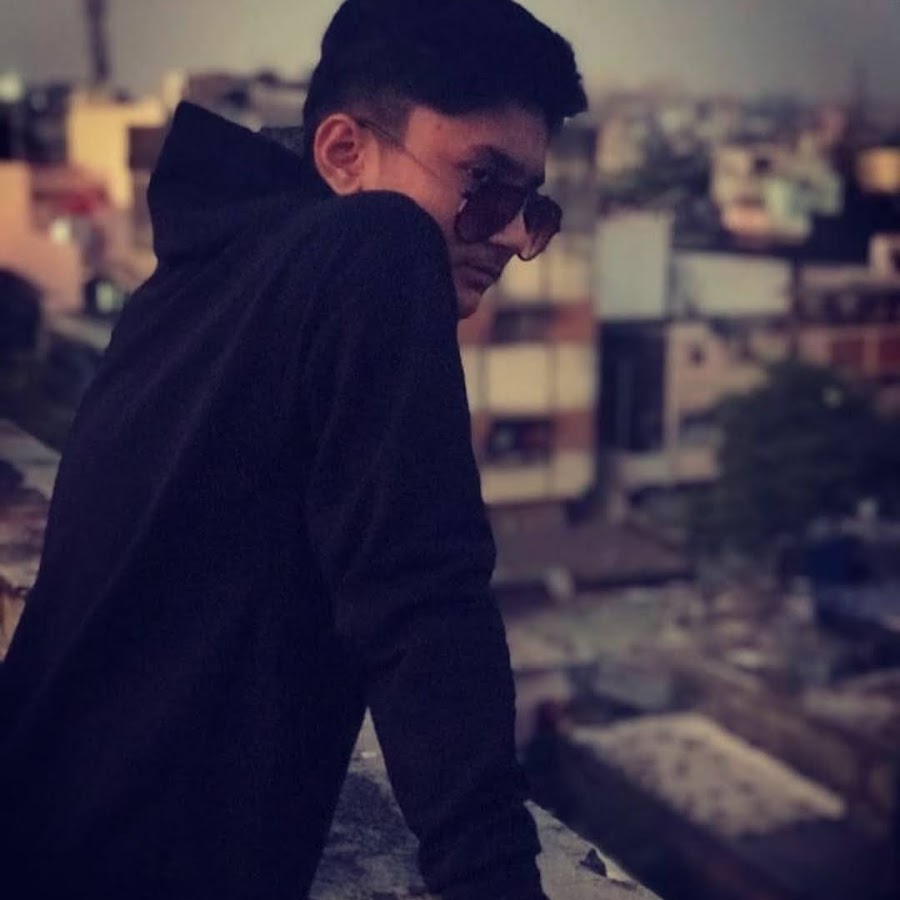 AMLnZu_zsJreOYzGUBA66_Yy8ZH-y14HOxl63GpXaJM43w=s900-c-k-c0x00ffffff-no-rj