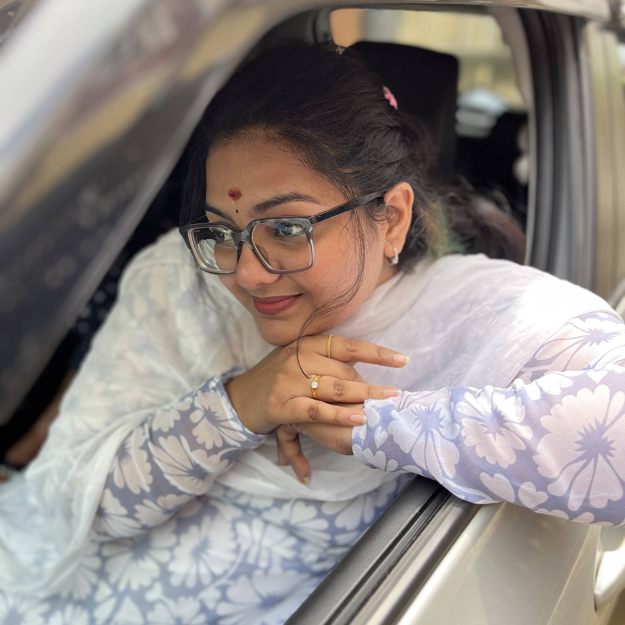 Post from Soundarya with varshini - tamil