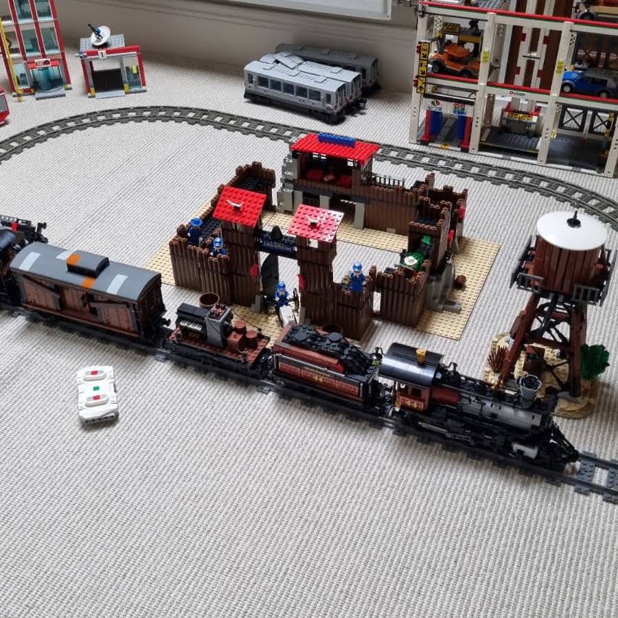 Post from MADABOUTLEGO